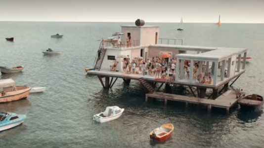 The Libertarian Story Behind Netflix's Rose Island